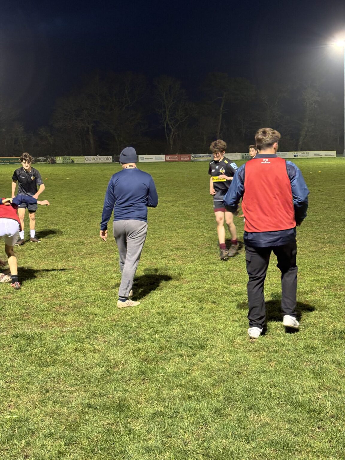 The Chief Visits Tor Rugby Club - Amarin Rubber