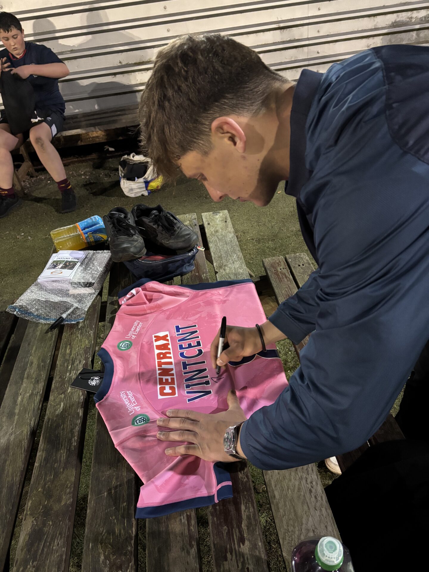 The Chief Visits Tor Rugby Club - Amarin Rubber